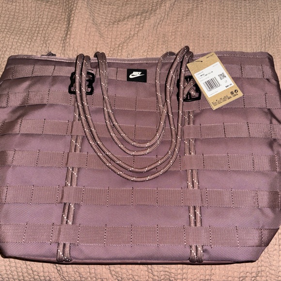 Nike | Bags | Nwt Nike Rpm Tote In Mauve | Poshmark